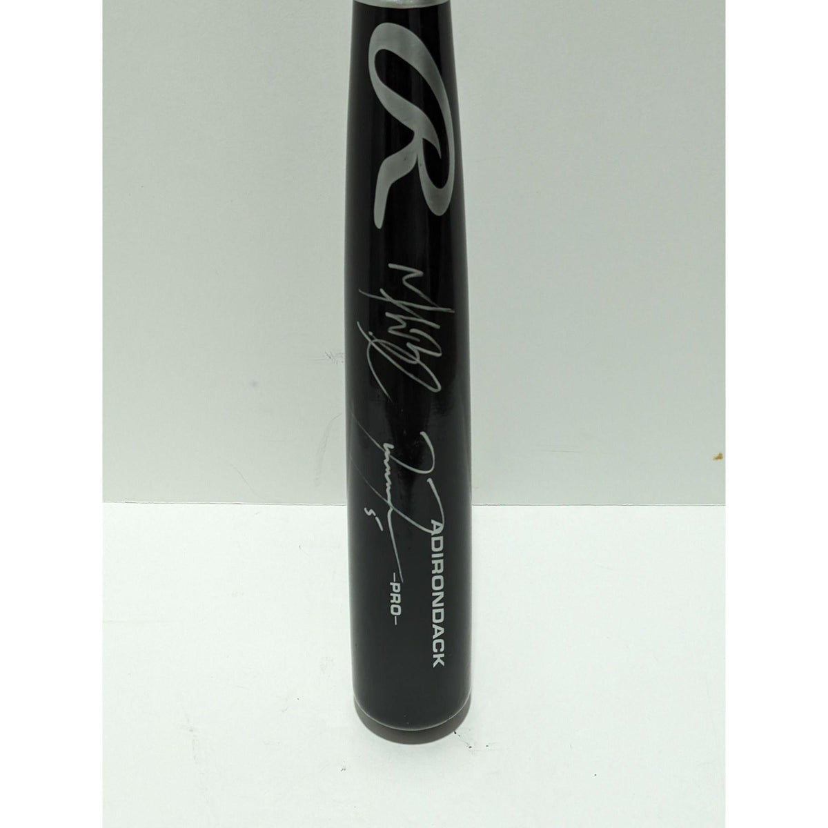Los Angeles Dodgers Mookie Betts and Freddy Freeman chrome model ...