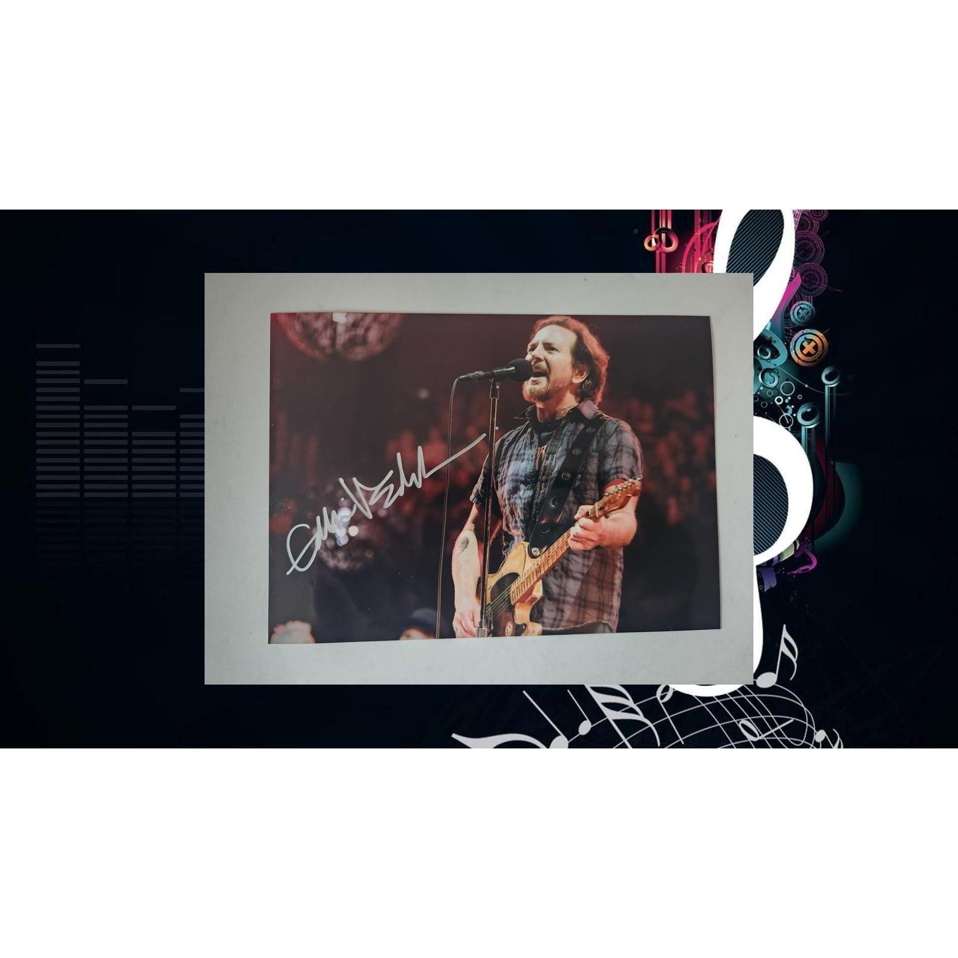 Eddie Vedder lead singer Pearl Jam 5x7 photo signed with proof
