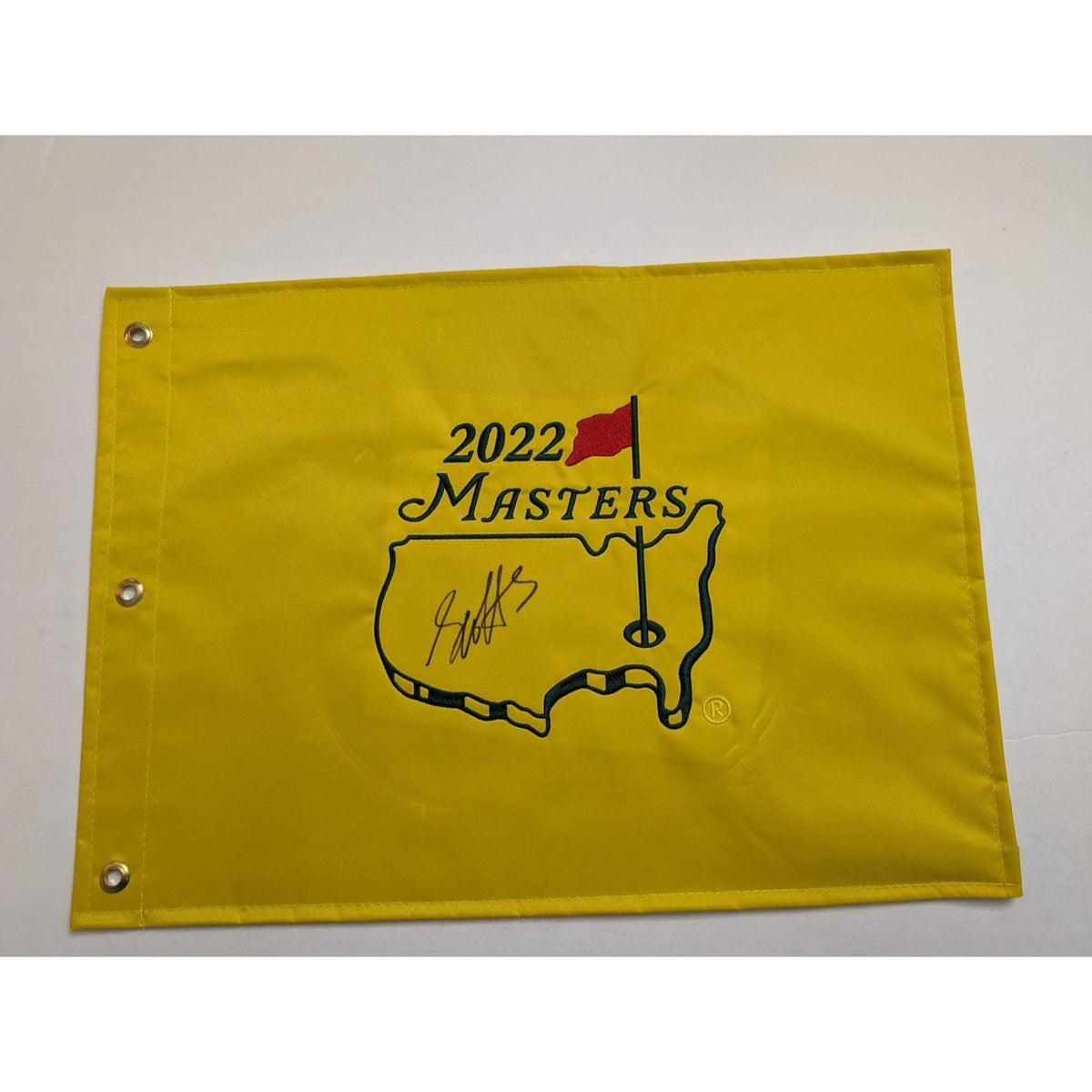 Scotty Sheffler 2022 embroidered Master's flag signed with proof ...